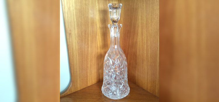 13 Decanter Shapes & Uses (2022 Updated)