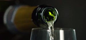 Does Champagne Freeze & Will It Explode If Frozen? (2023)