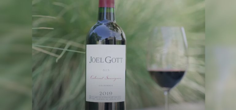 20 Best Wines for Weddings: Listed & Ranked By Experts (2023)